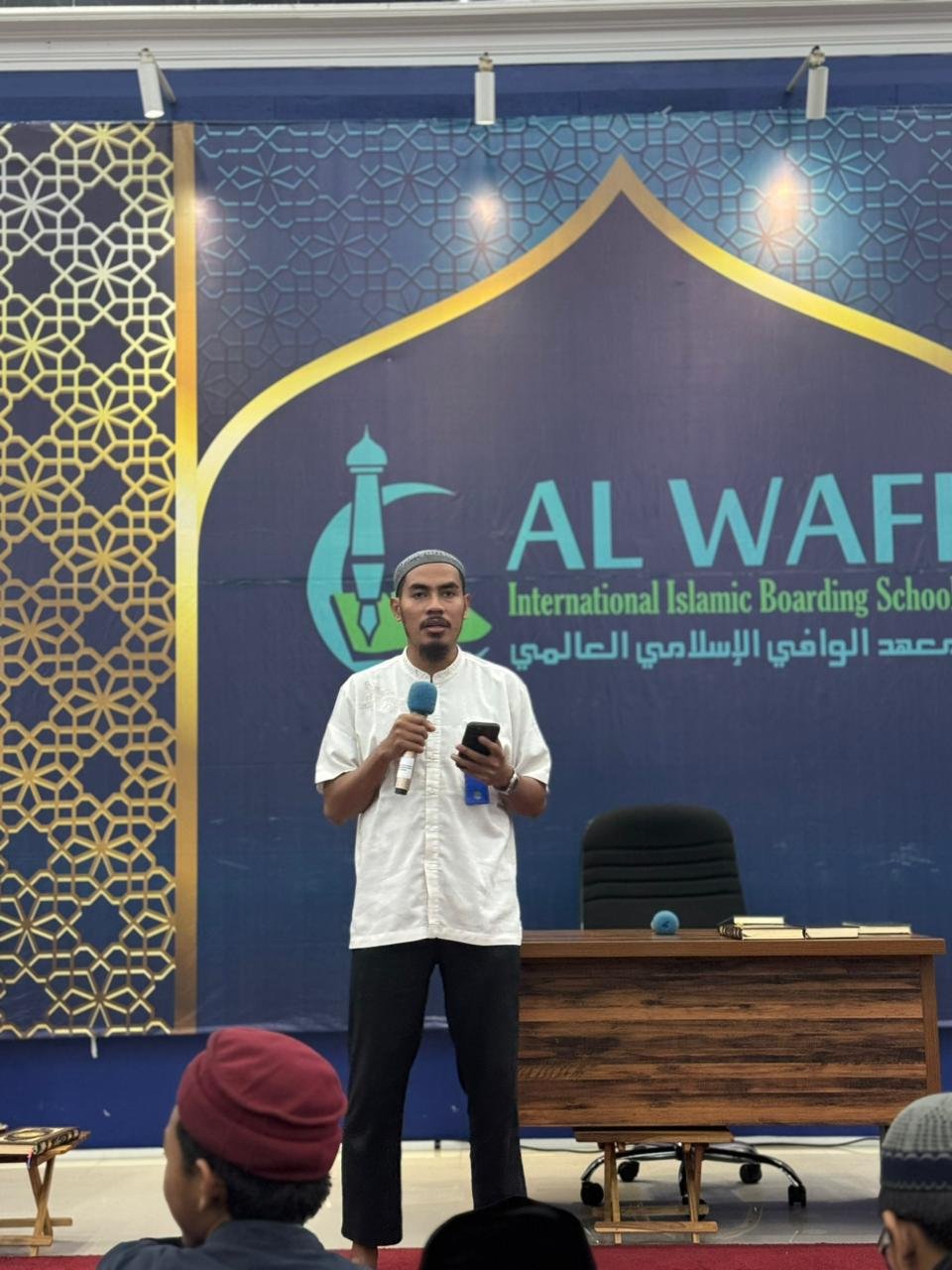 Penguatan Bahasa Arab Santri Al Wafi IIBS melalui Program Mahkamah Lughoh